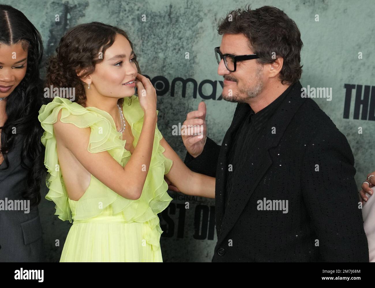 (L-R) Nico Parker and Pedro Pascal at HBO's THE LAST OF US Premiere ...