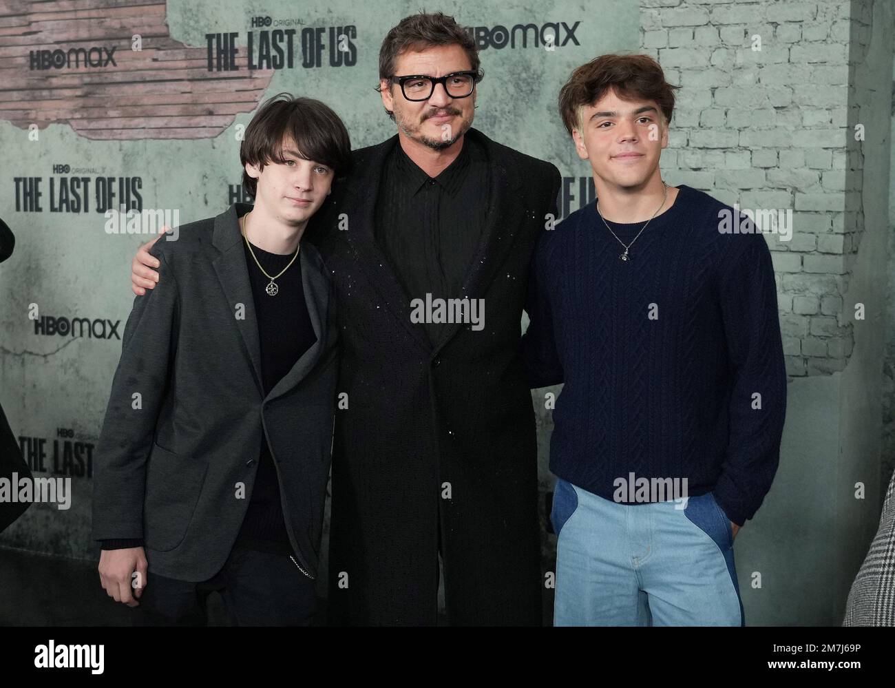 Los Angeles, USA. 09th Jan, 2023. Pedro Pascal and Sons arrives at HBO ...