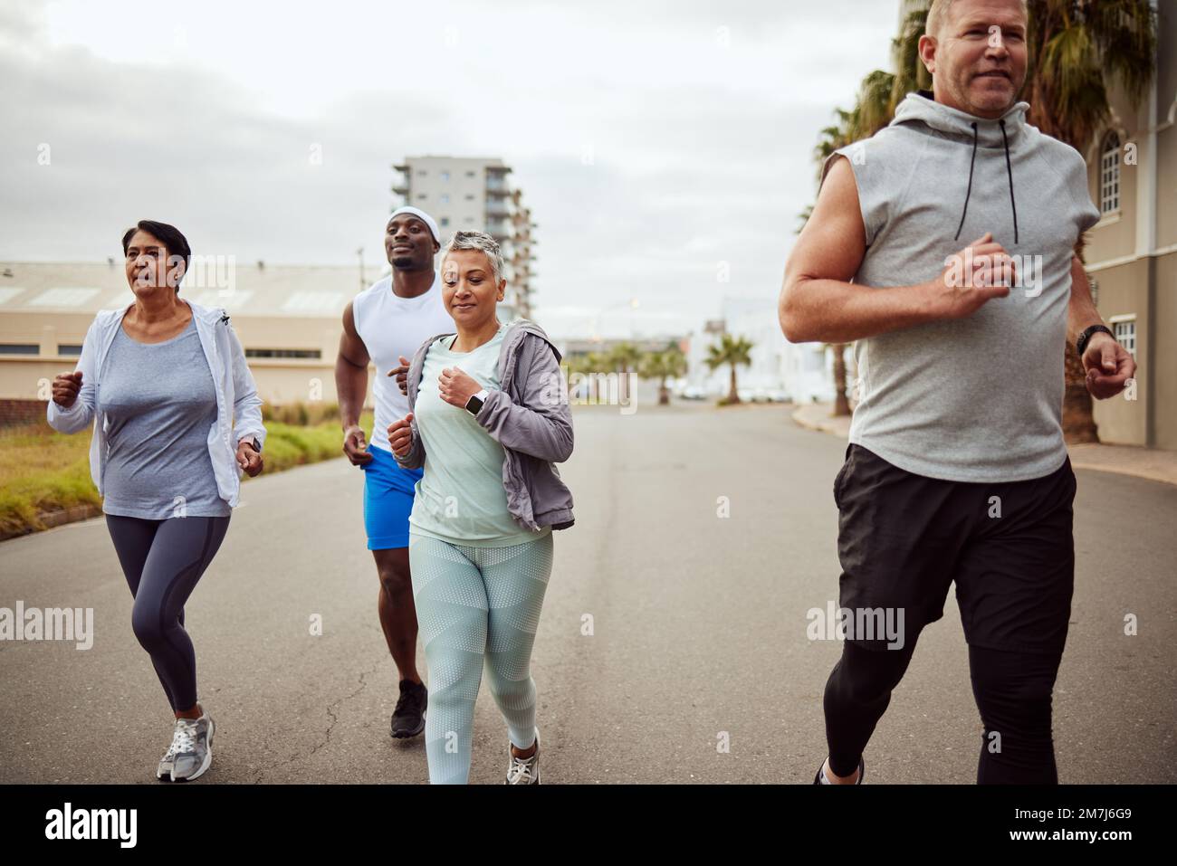 Senior people running outdoors hi-res stock photography and images - Alamy