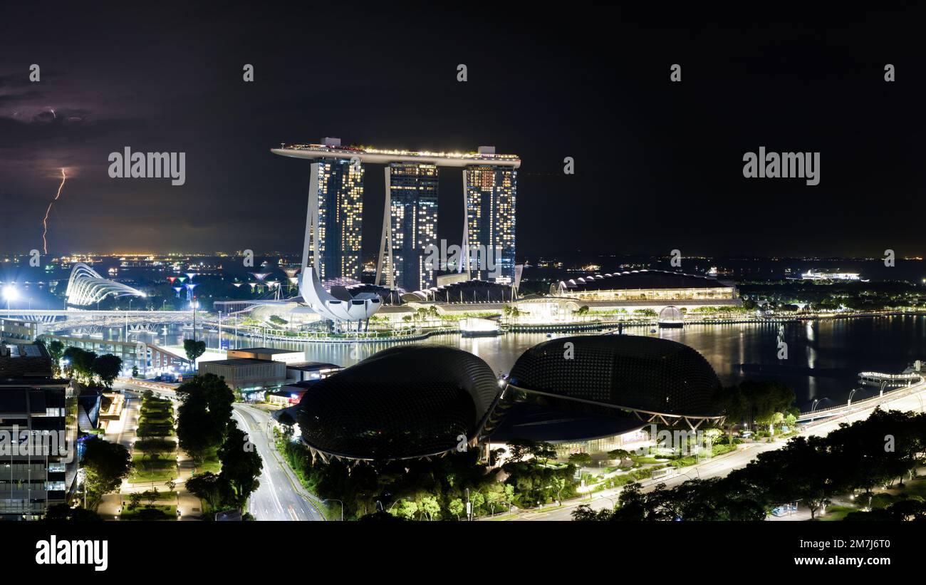 Singapore - 2nd December 2022: Night time view of Marina Bay Sands ...
