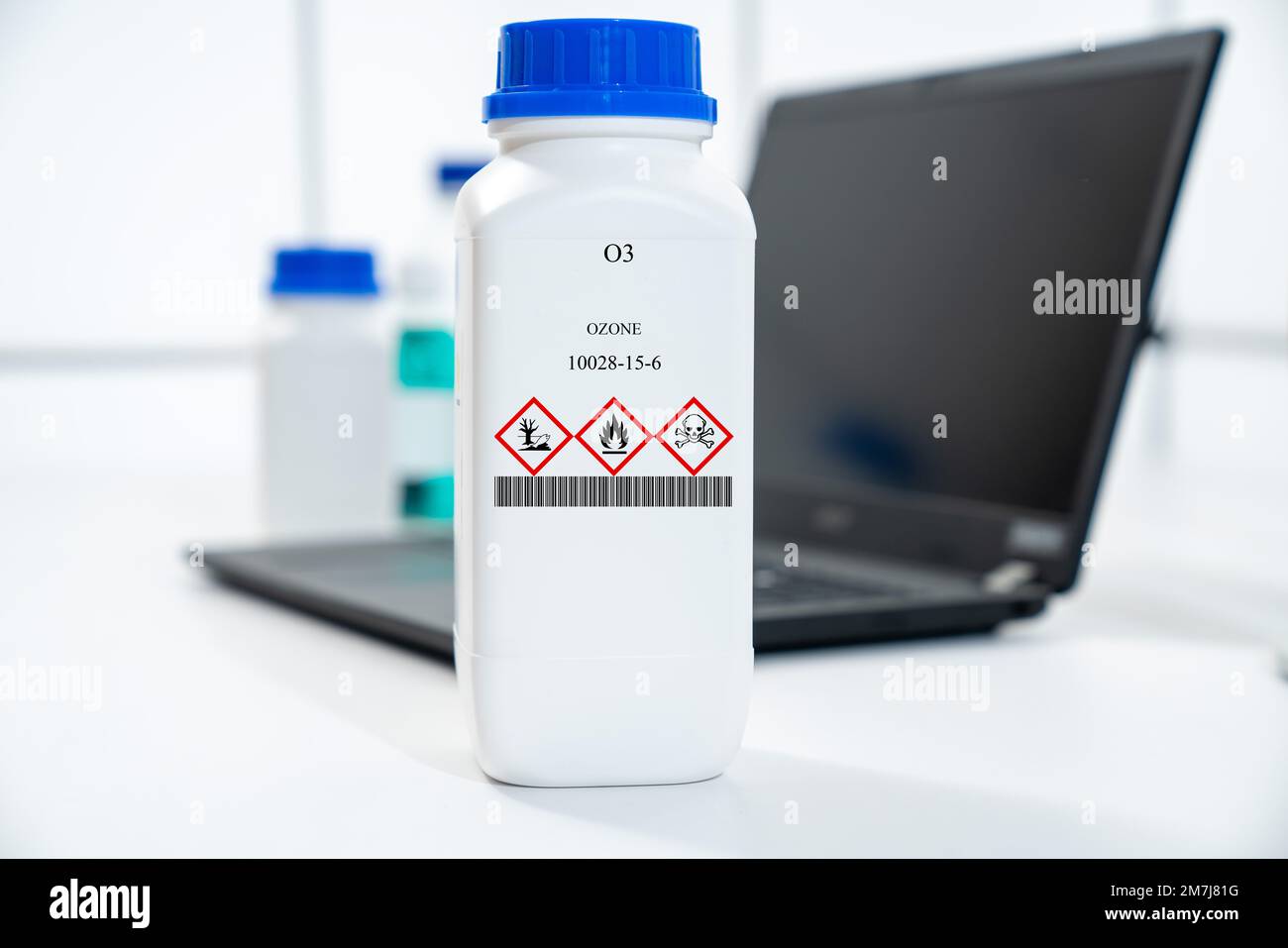 O3 ozone CAS 10028-15-6 chemical substance in white plastic laboratory ...