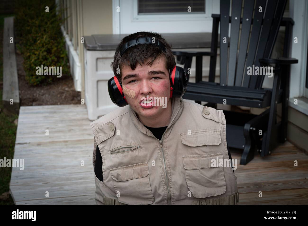 Boone, North Carolina, USA. 12th Oct, 2022. Nevin Shore, 18, who ...