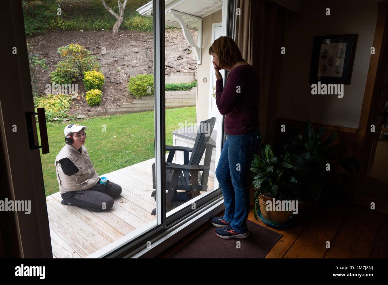 Boone, North Carolina, USA. 12th Oct, 2022. Melissa Shore keeps an eye ...