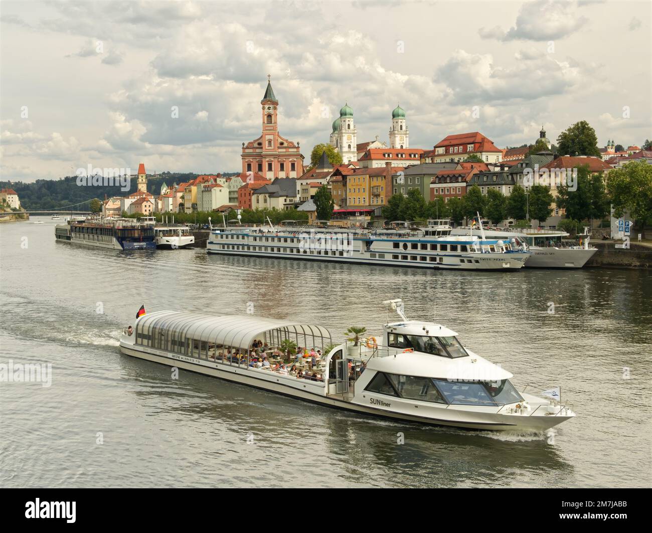 Passau cruise hi-res stock photography and images - Alamy