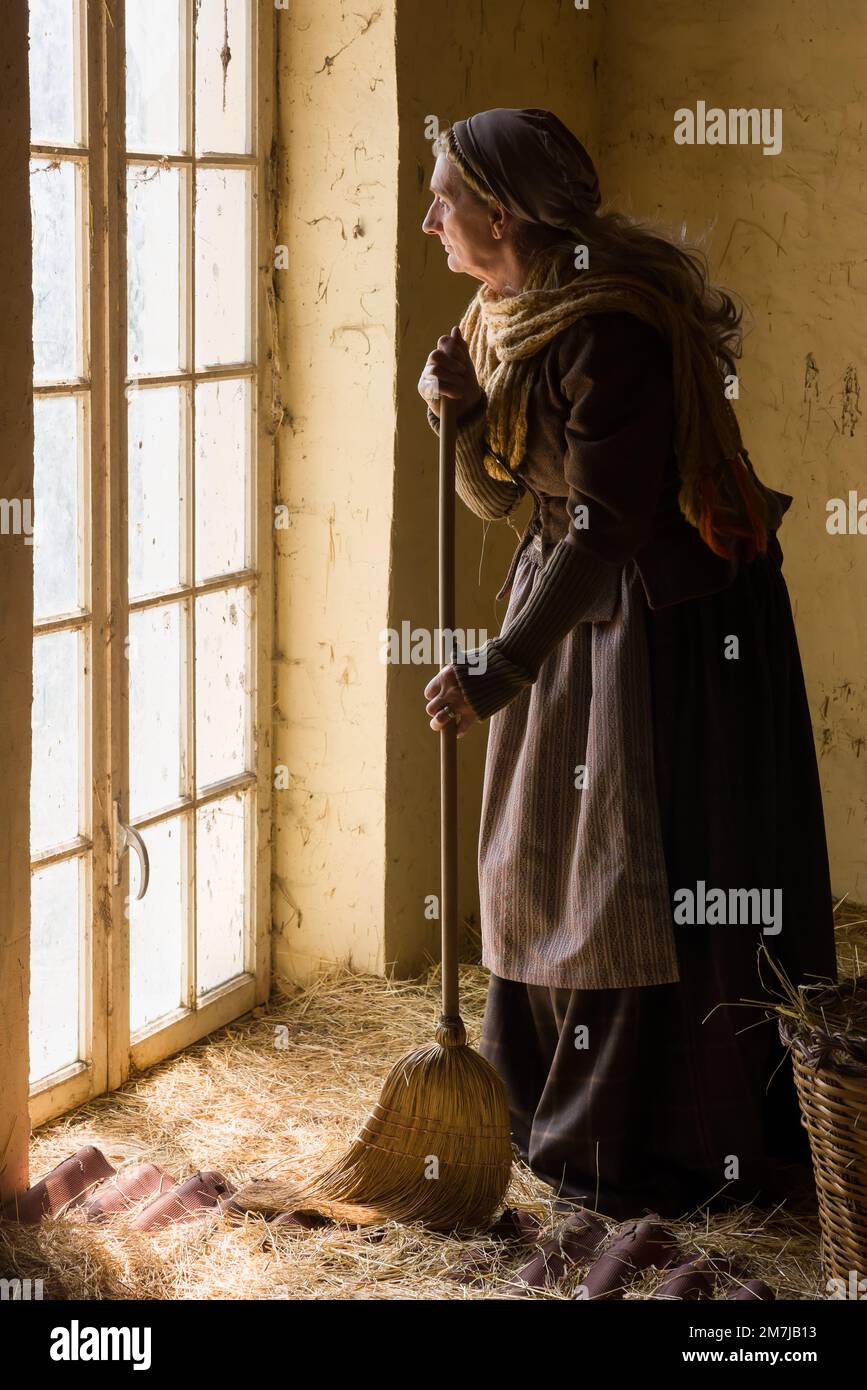 Farm servant medieval hi-res stock photography and images - Alamy