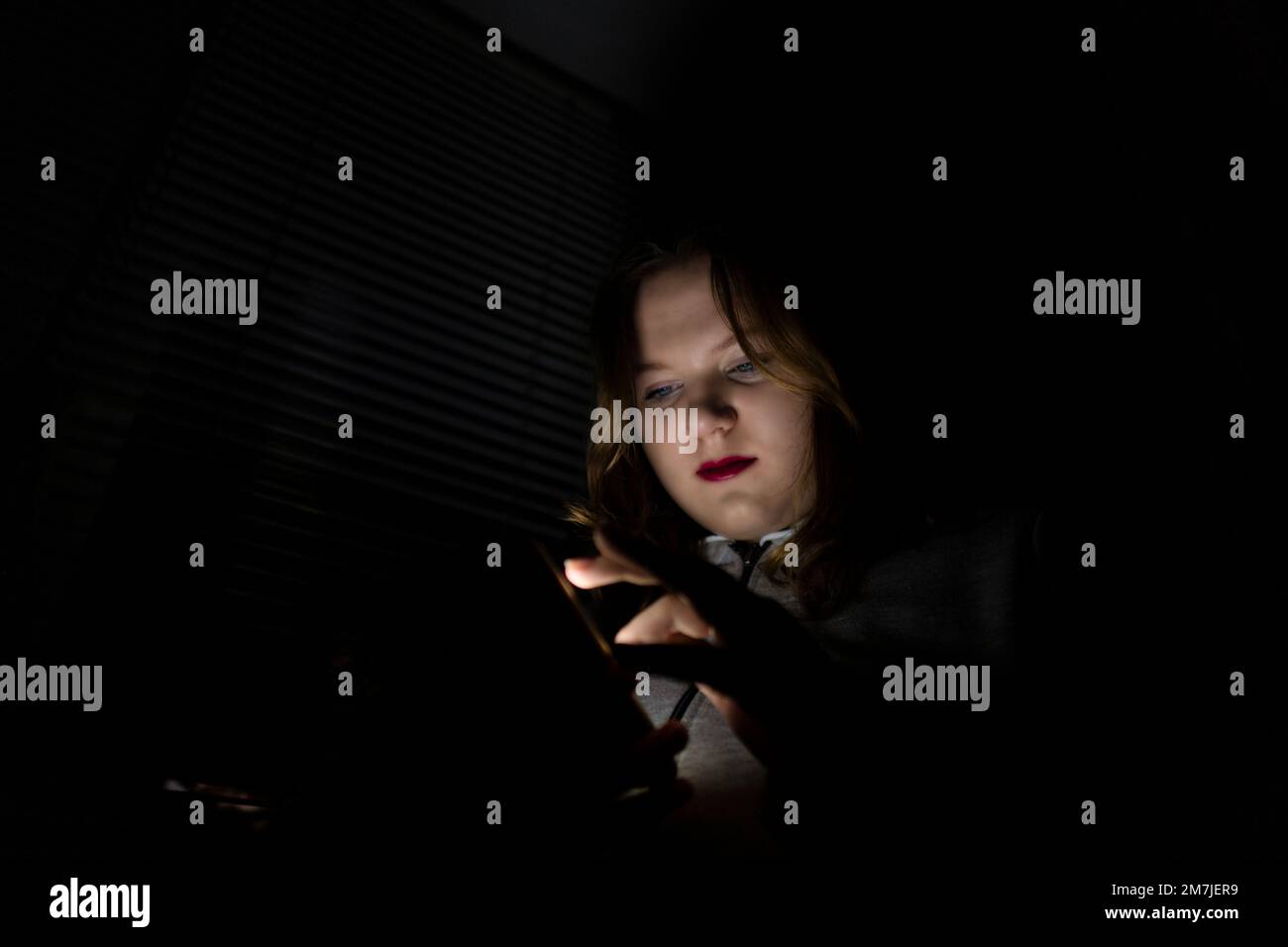 Phone blackout hi-res stock photography and images - Alamy