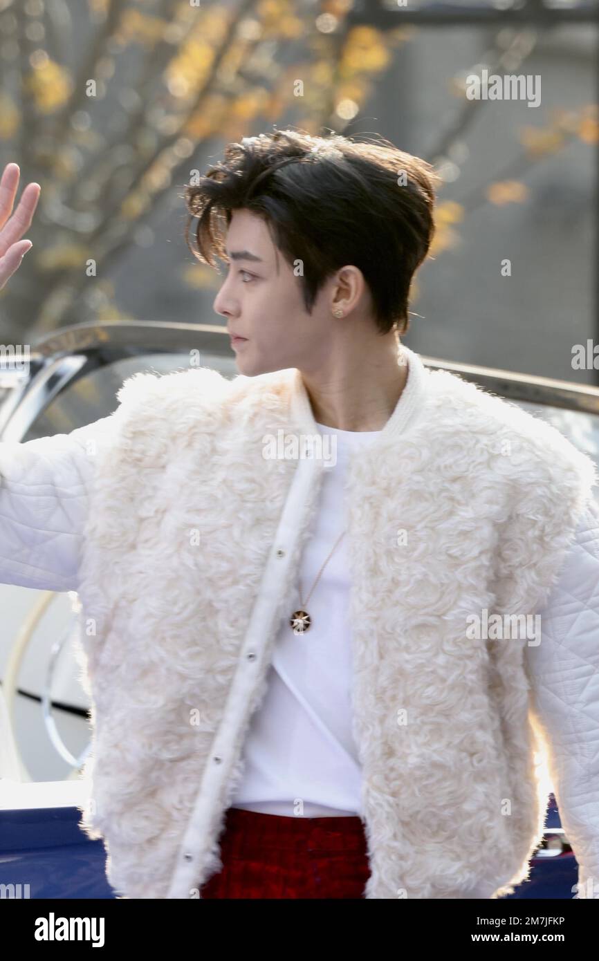 Chinese actor and singer Hou Minghao attended the DIOR X ERL activity ...