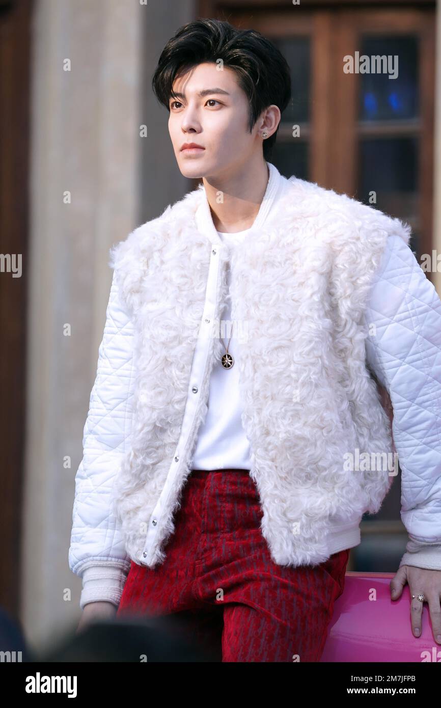 Chinese actor and singer Hou Minghao attended the DIOR X ERL activity ...