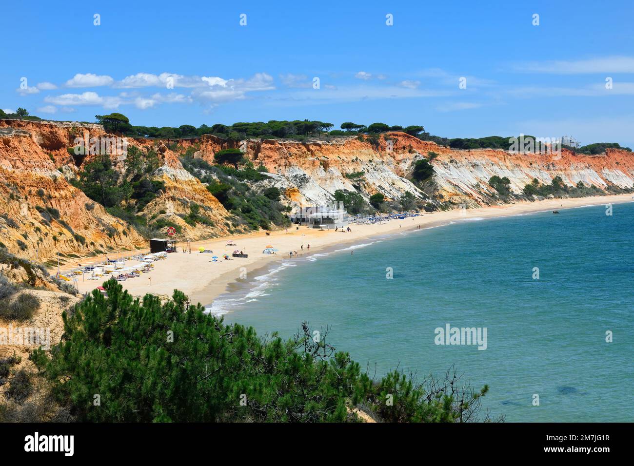 Praia da Falesia Beach, Albufeira, Algarve, Portugal Stock Photo - Alamy