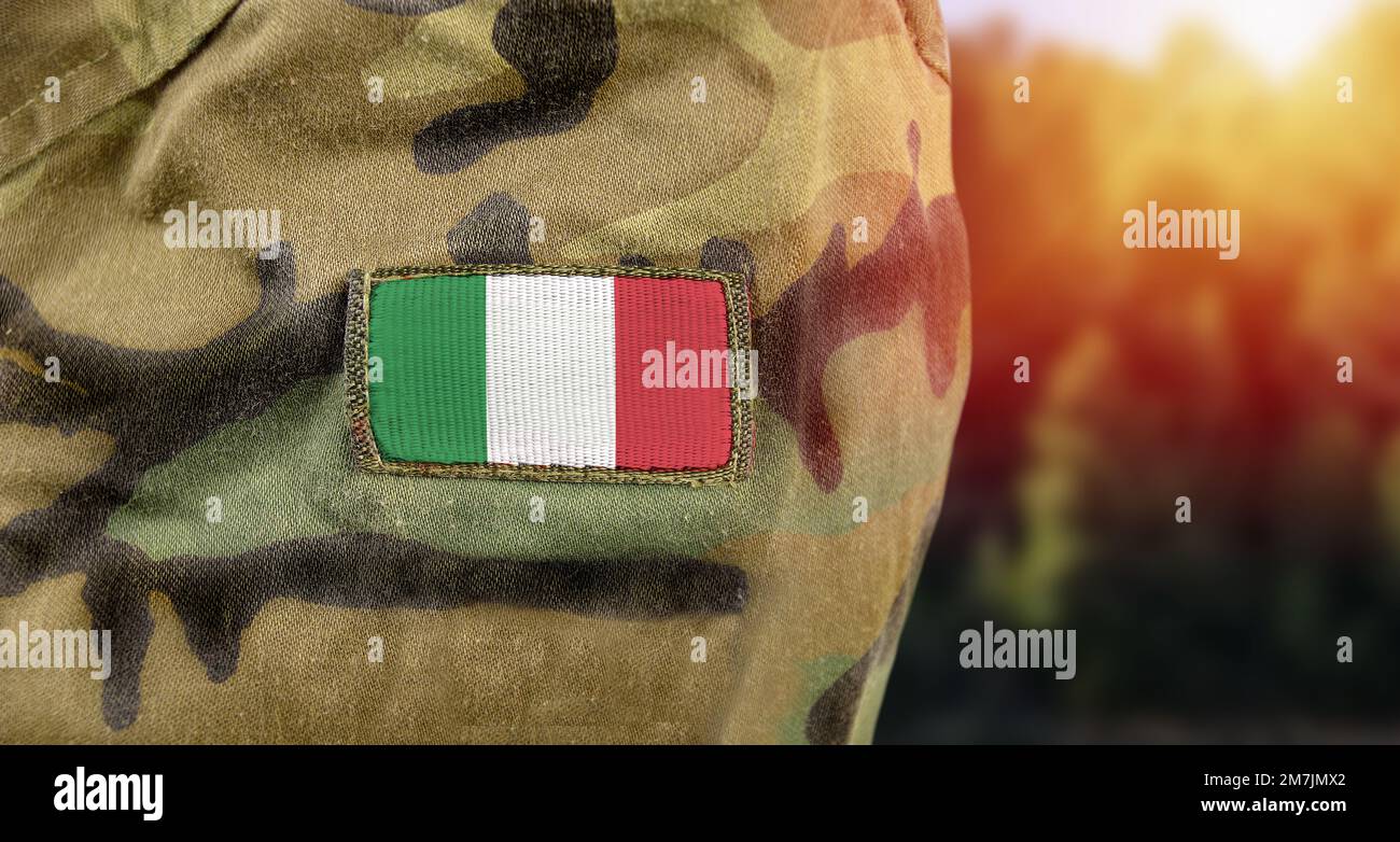 Italian army gear hi-res stock photography and images - Alamy