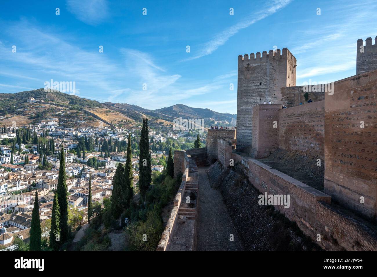 Granada palace ruins hi-res stock photography and images - Alamy
