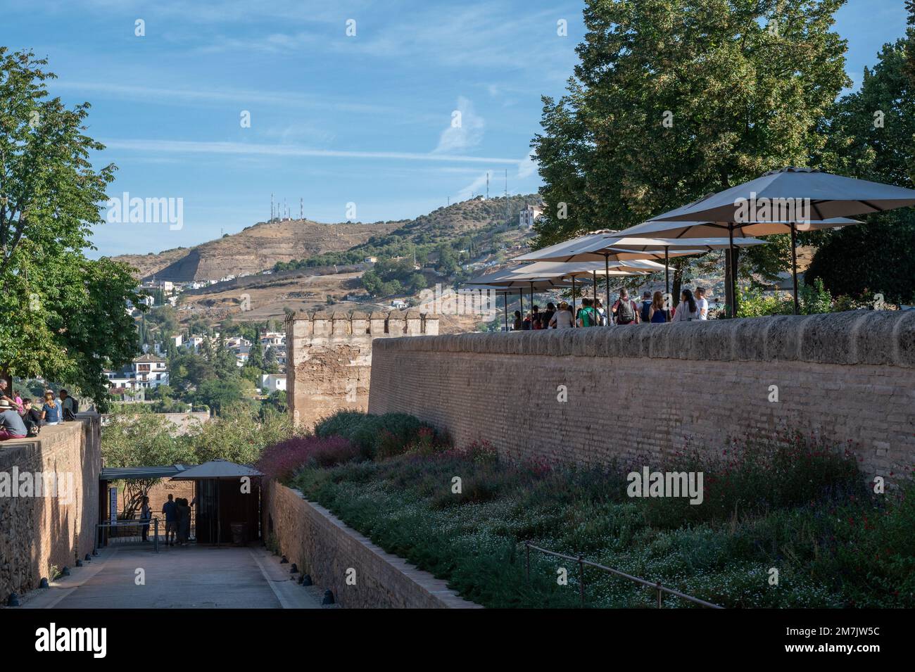 Alhambra Palace and Generalife Gardens, Granada, Spain Stock Photo - Alamy