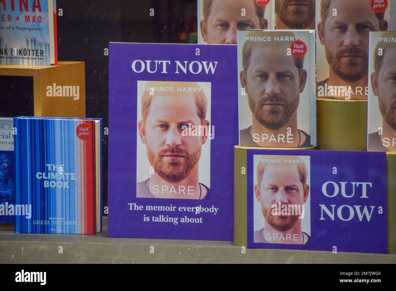 London, England, UK. 10th Jan, 2023. A bookstore in Central London ...