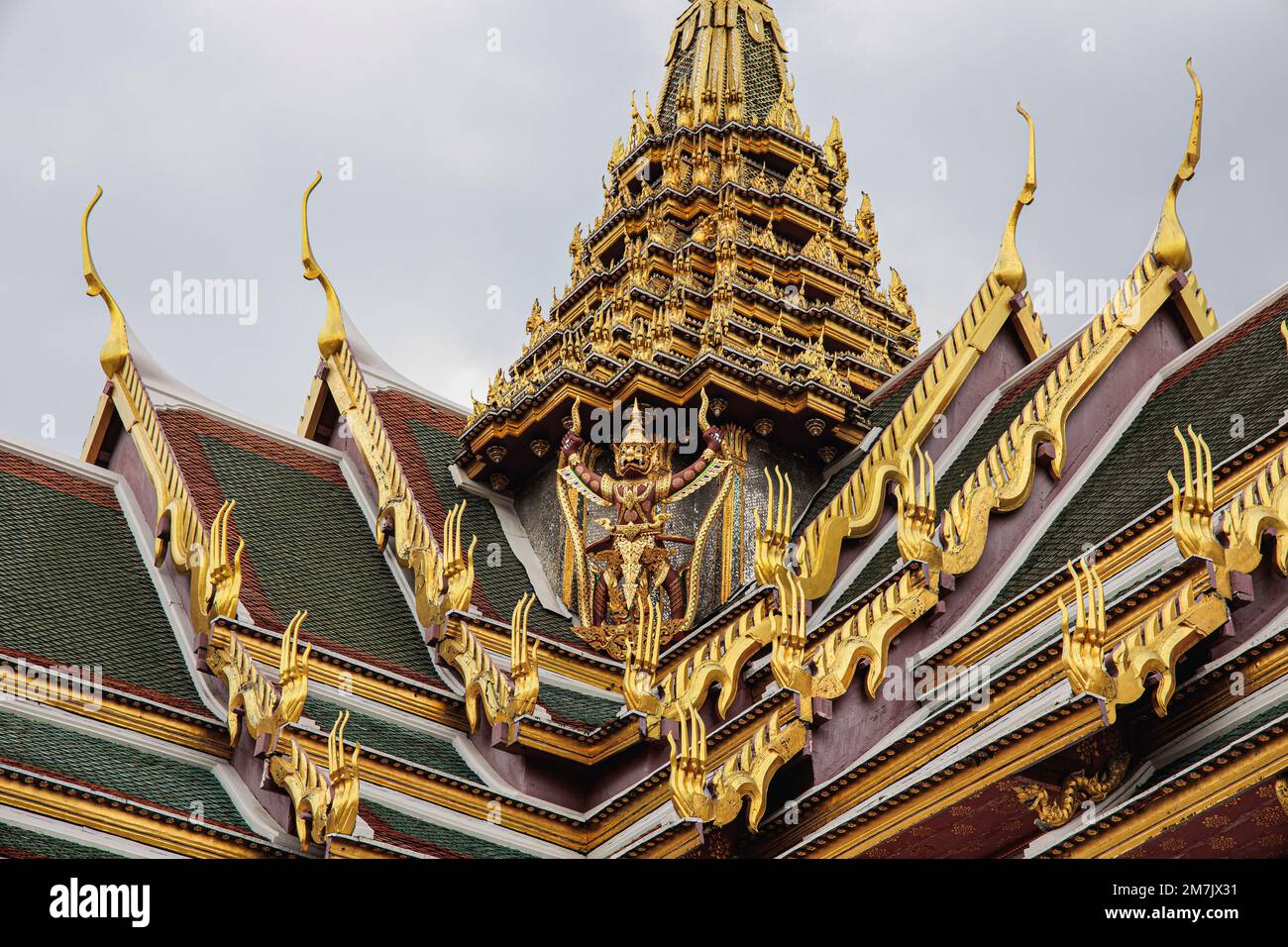 Bangkok, Thailand. 10th Jan, 2023. View of the Garuda statue inside The ...