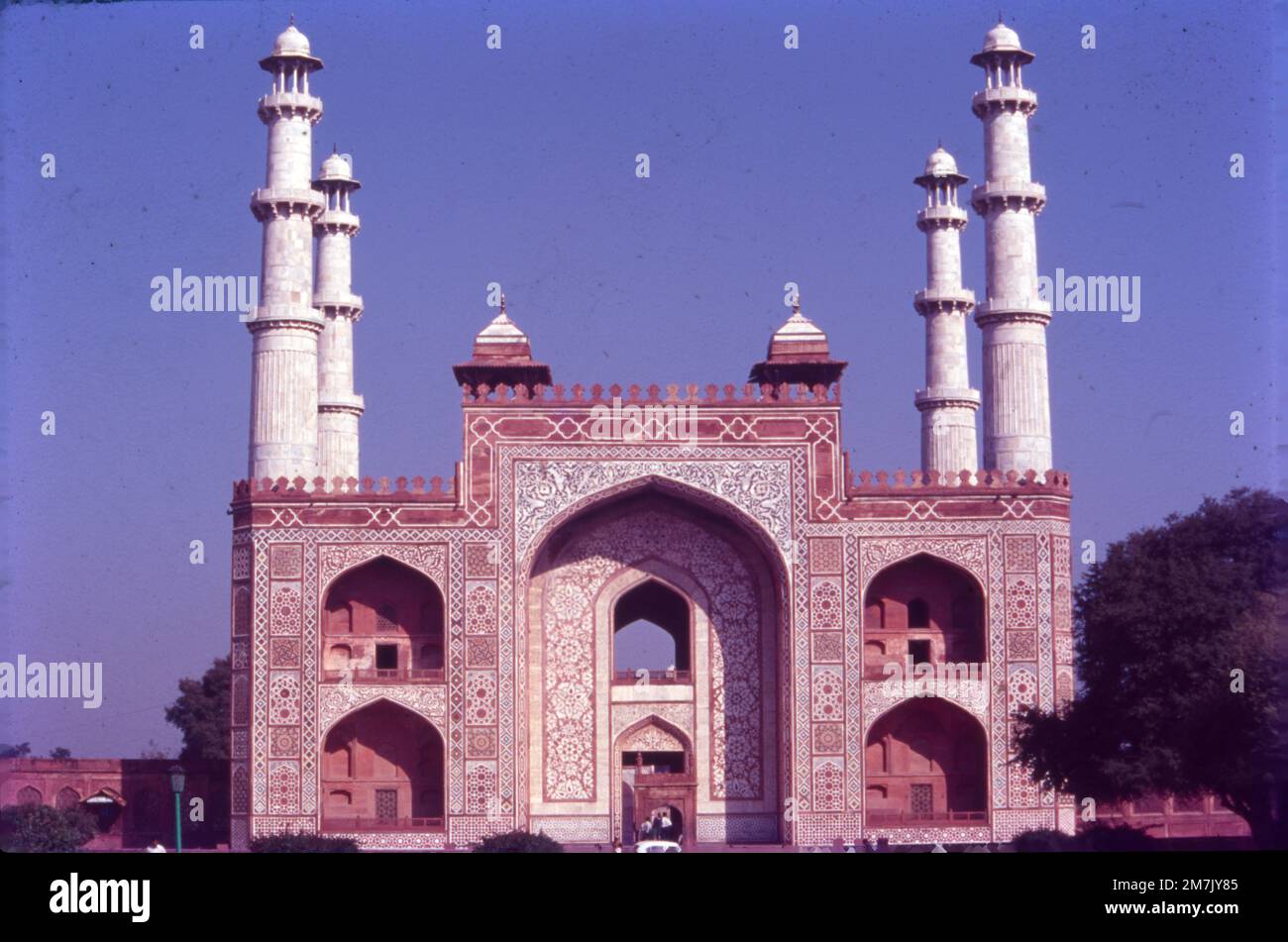 Humayun's tomb is the tomb of the Mughal Emperor Humayun in Delhi ...