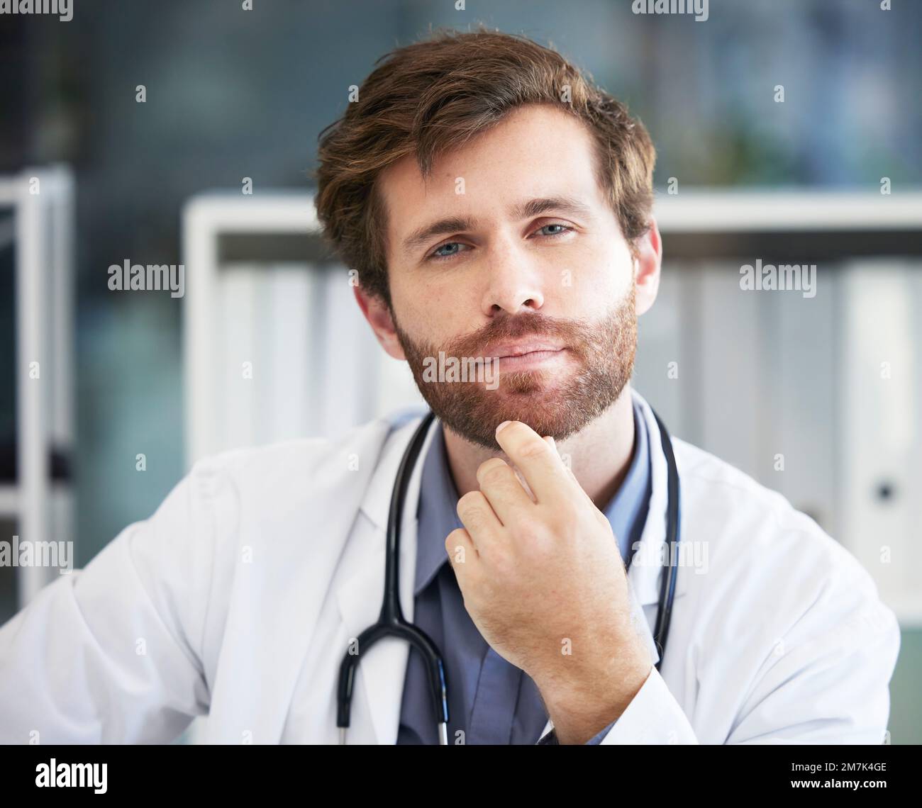 Thinking man face hi-res stock photography and images - Alamy