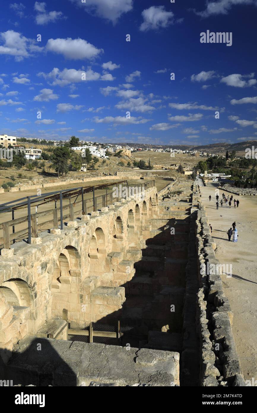 Hippodrome horse racing track jerash hi-res stock photography and ...