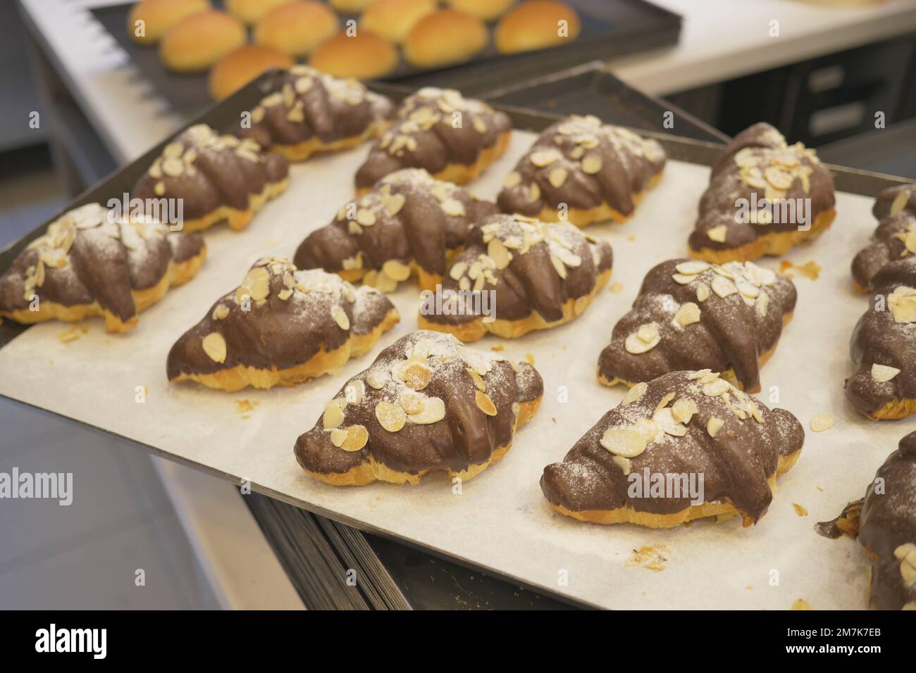 Croissants on a tray hi-res stock photography and images - Alamy