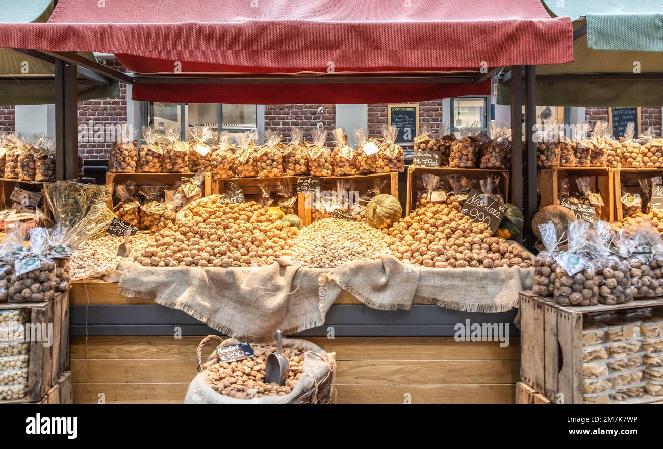 Eataly turin lingotto hi-res stock photography and images - Alamy