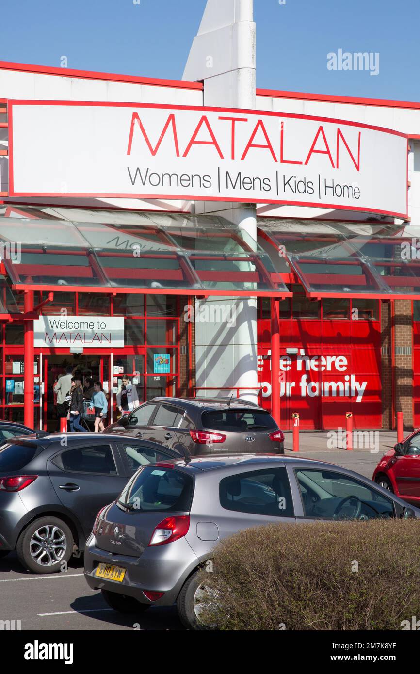 Matalan shop front hi-res stock photography and images - Alamy