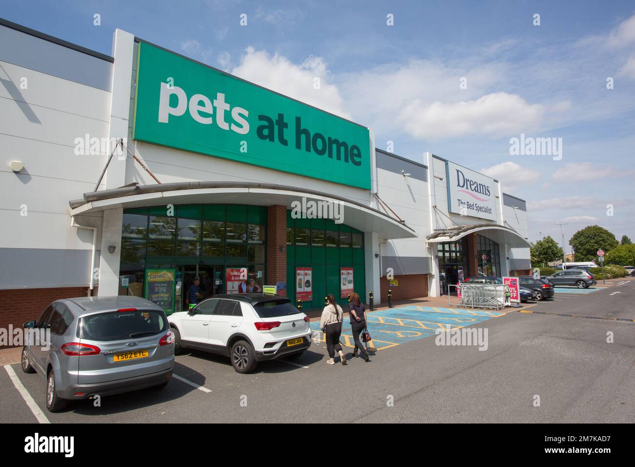 Willowbrook Retail Park, Loughborough Stock Photo - Alamy