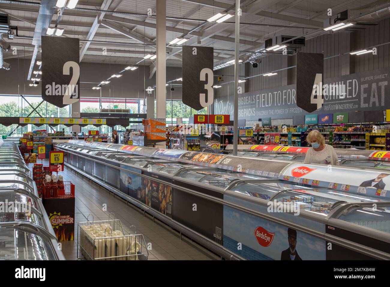 Shoppers food warehouse hi-res stock photography and images - Alamy