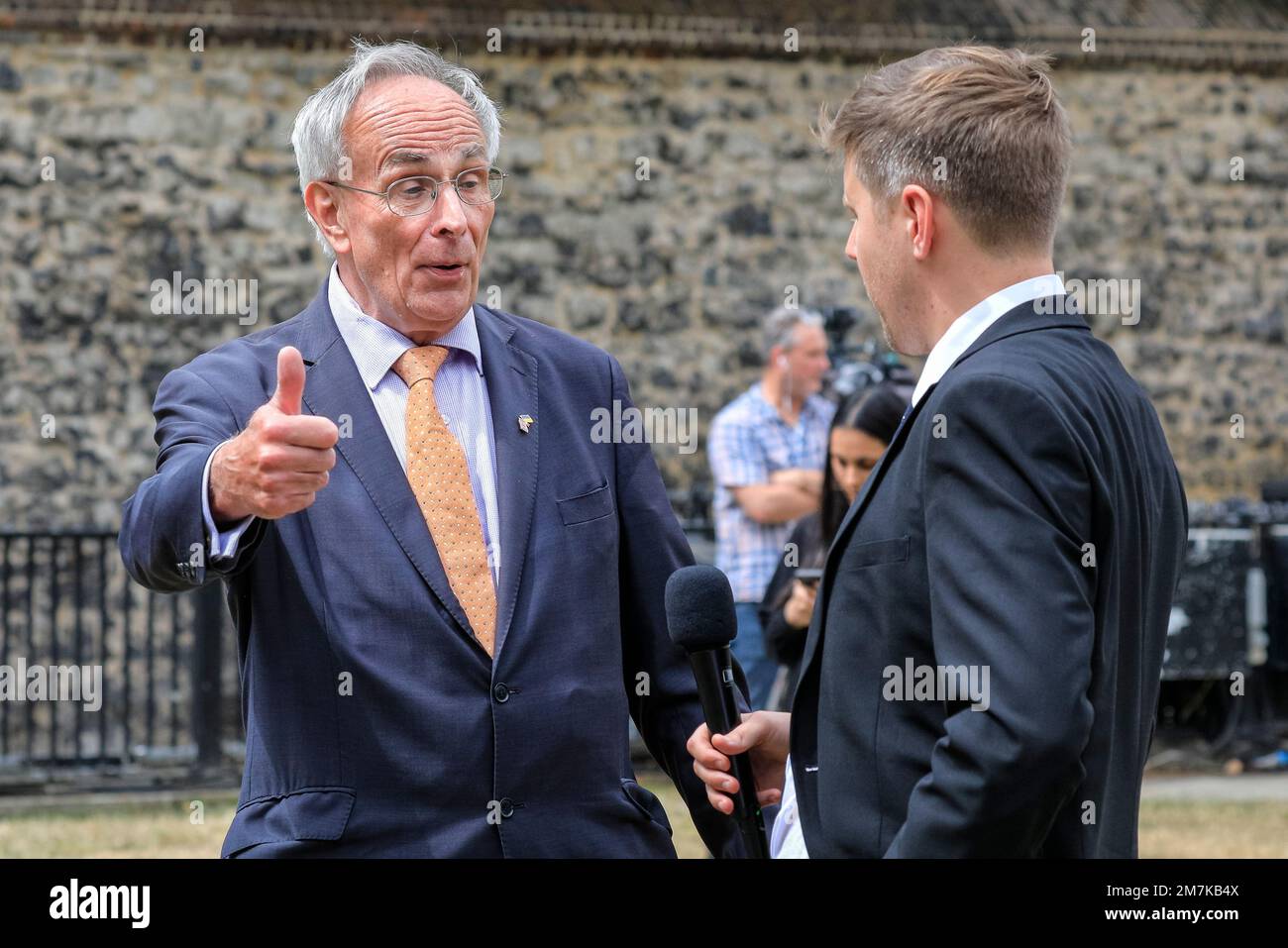 Conservative mp peter bone hi-res stock photography and images - Alamy
