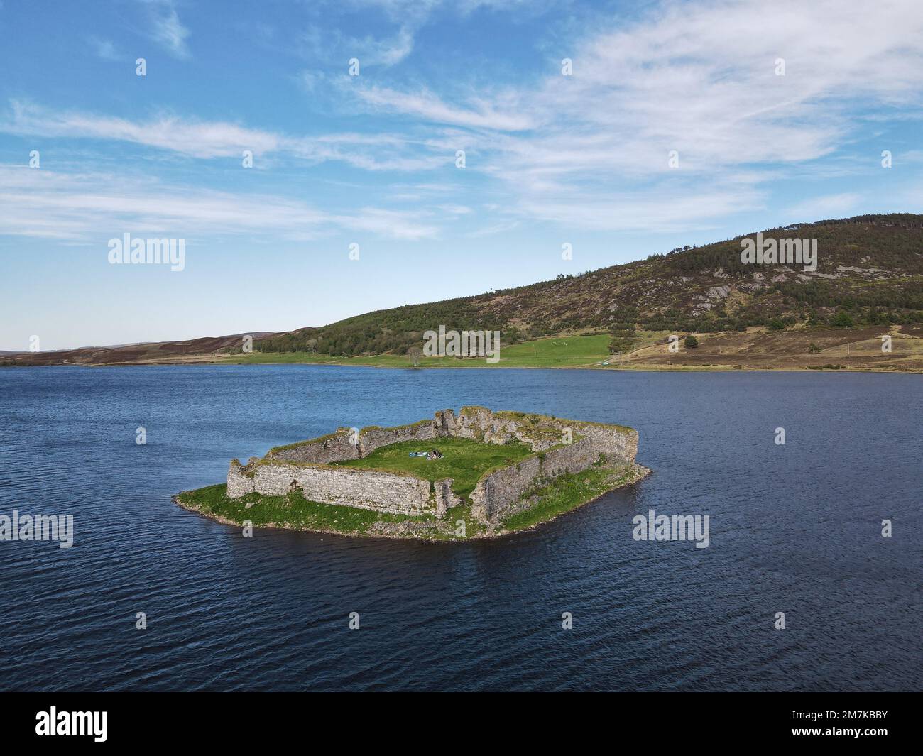 Lochindorb castle hi-res stock photography and images - Alamy