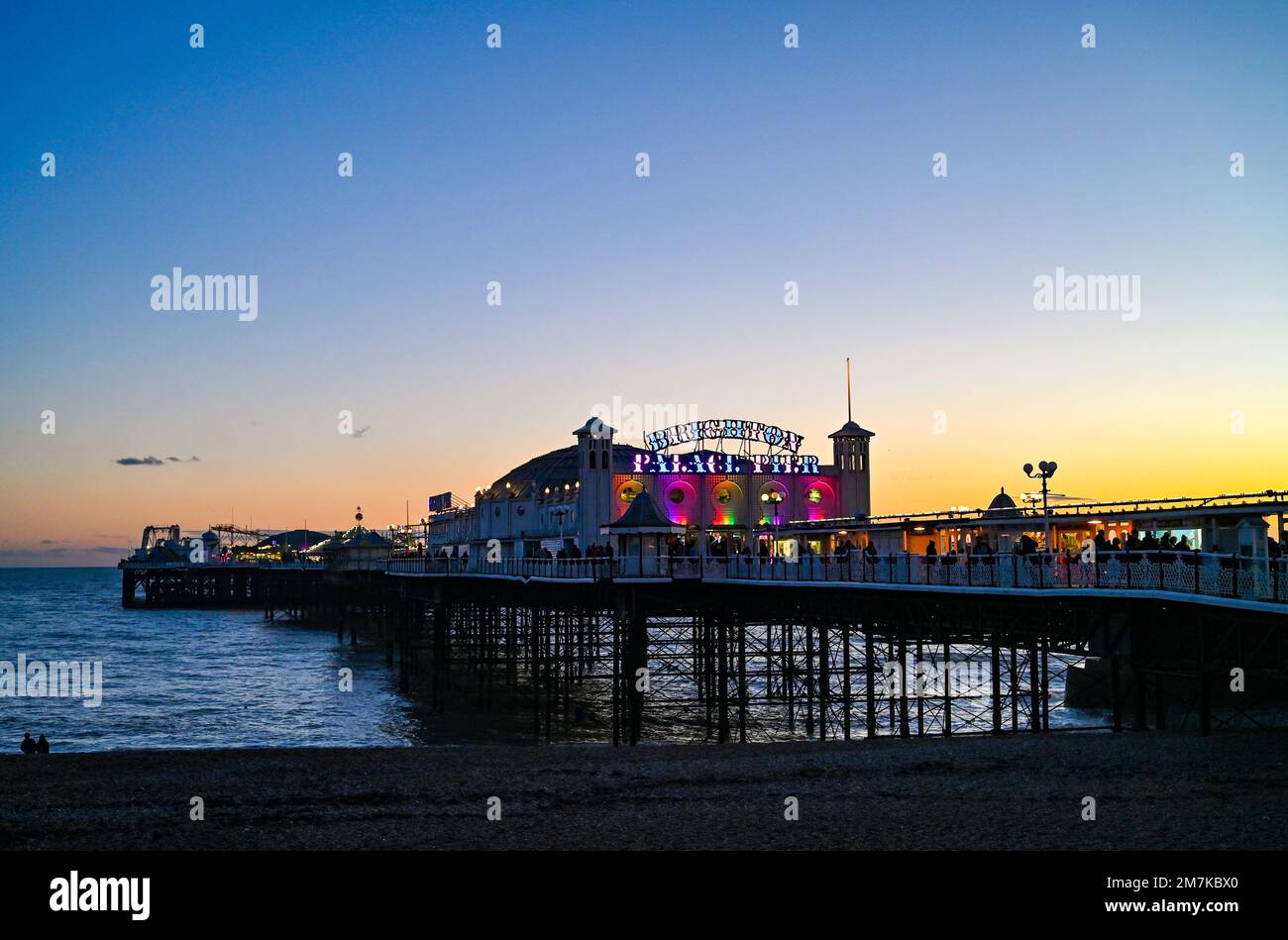 English piers hi-res stock photography and images - Alamy
