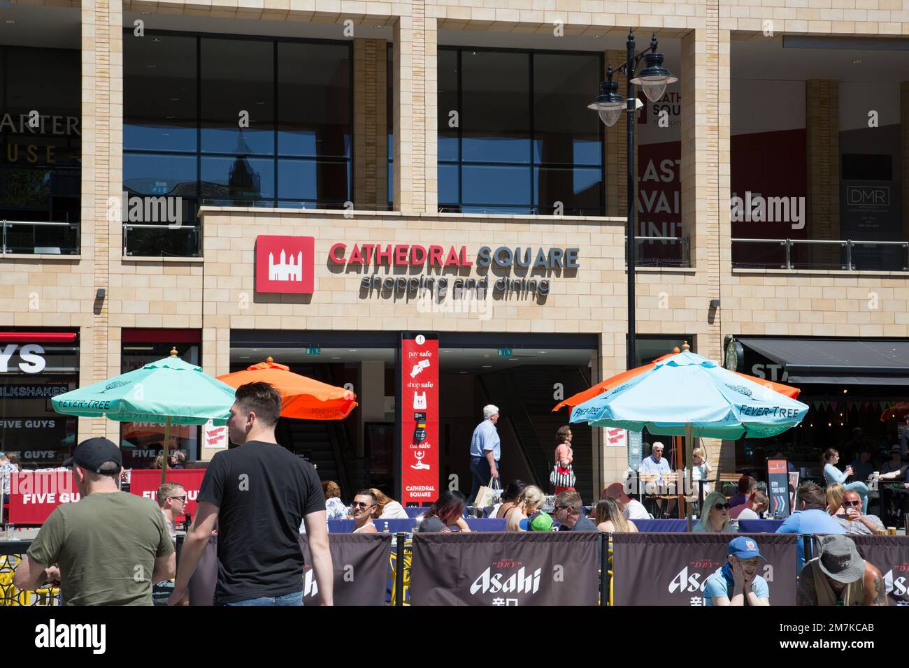 Cathedral Square, Worcester Stock Photo - Alamy
