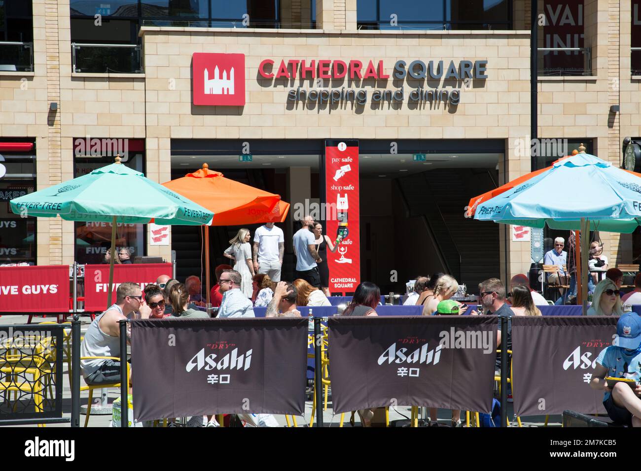 Cathedral Square, Worcester Stock Photo - Alamy