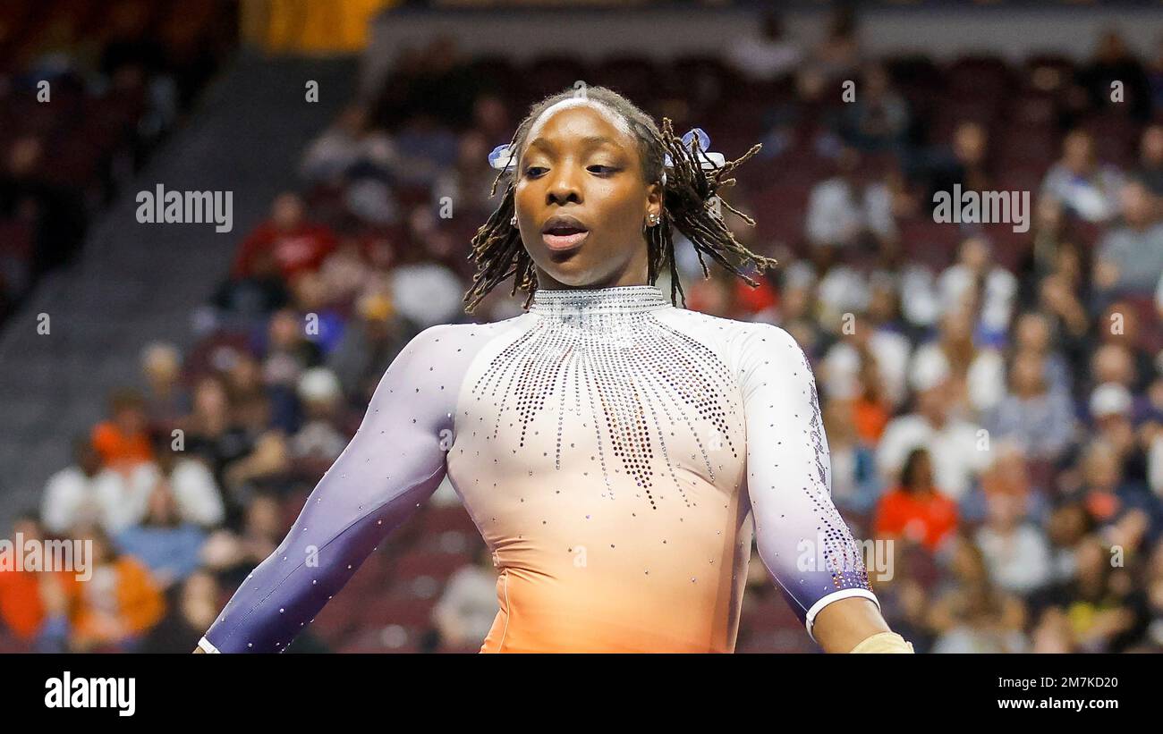 Auburn's Aria Brusch competes on the floor exercise during an NCAA ...