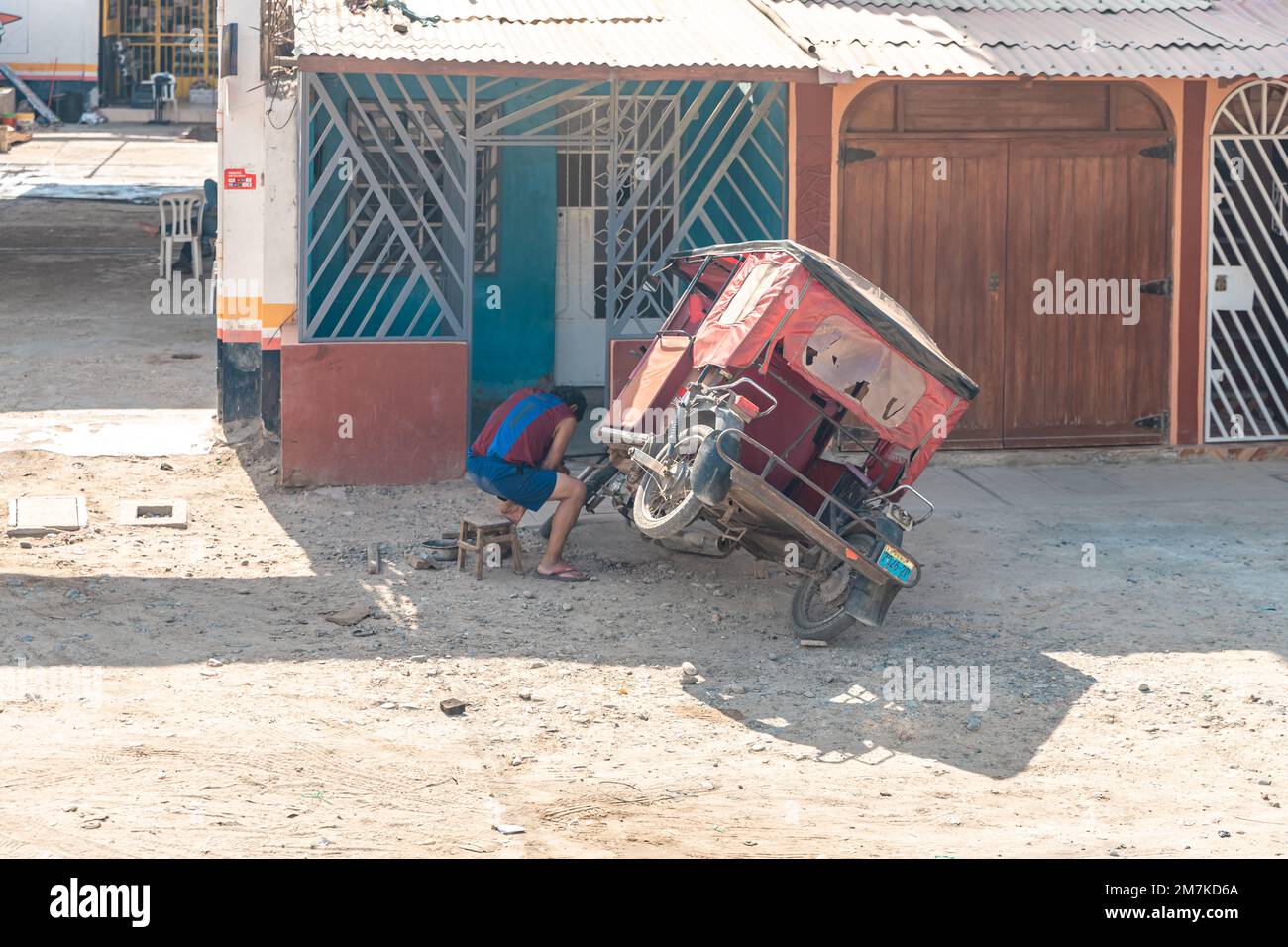 Life in peru hi-res stock photography and images - Alamy