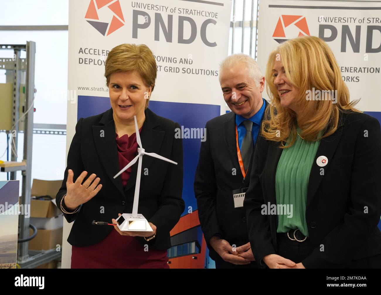 Energi net hi-res stock photography and images - Alamy