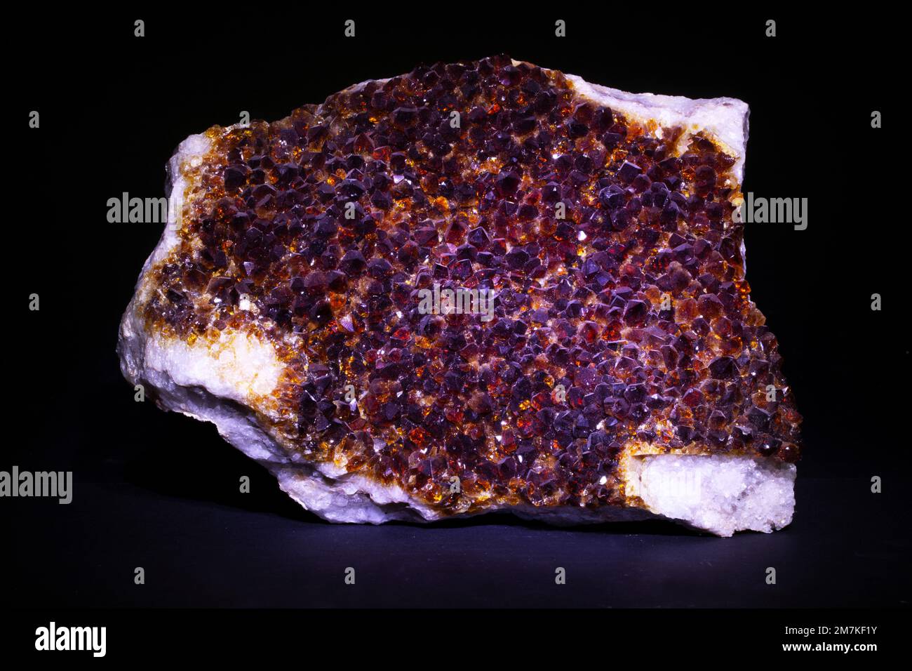 Crystalline rock specimen hi-res stock photography and images - Alamy