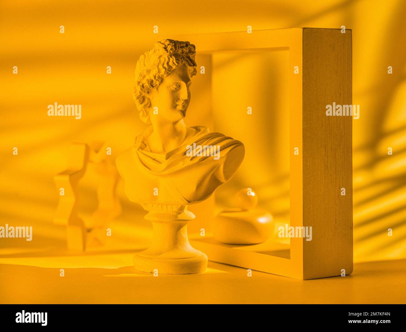 Sculpture over a simple background Stock Photo - Alamy