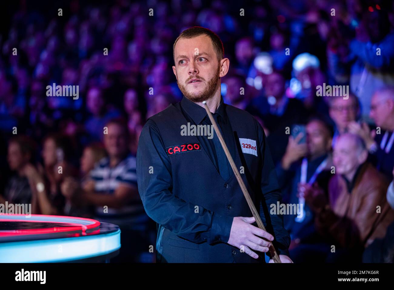 LONDON, UNITED KINGDOM. 10th Jan, 2023. Mark Allen v Barry Hawkins ...