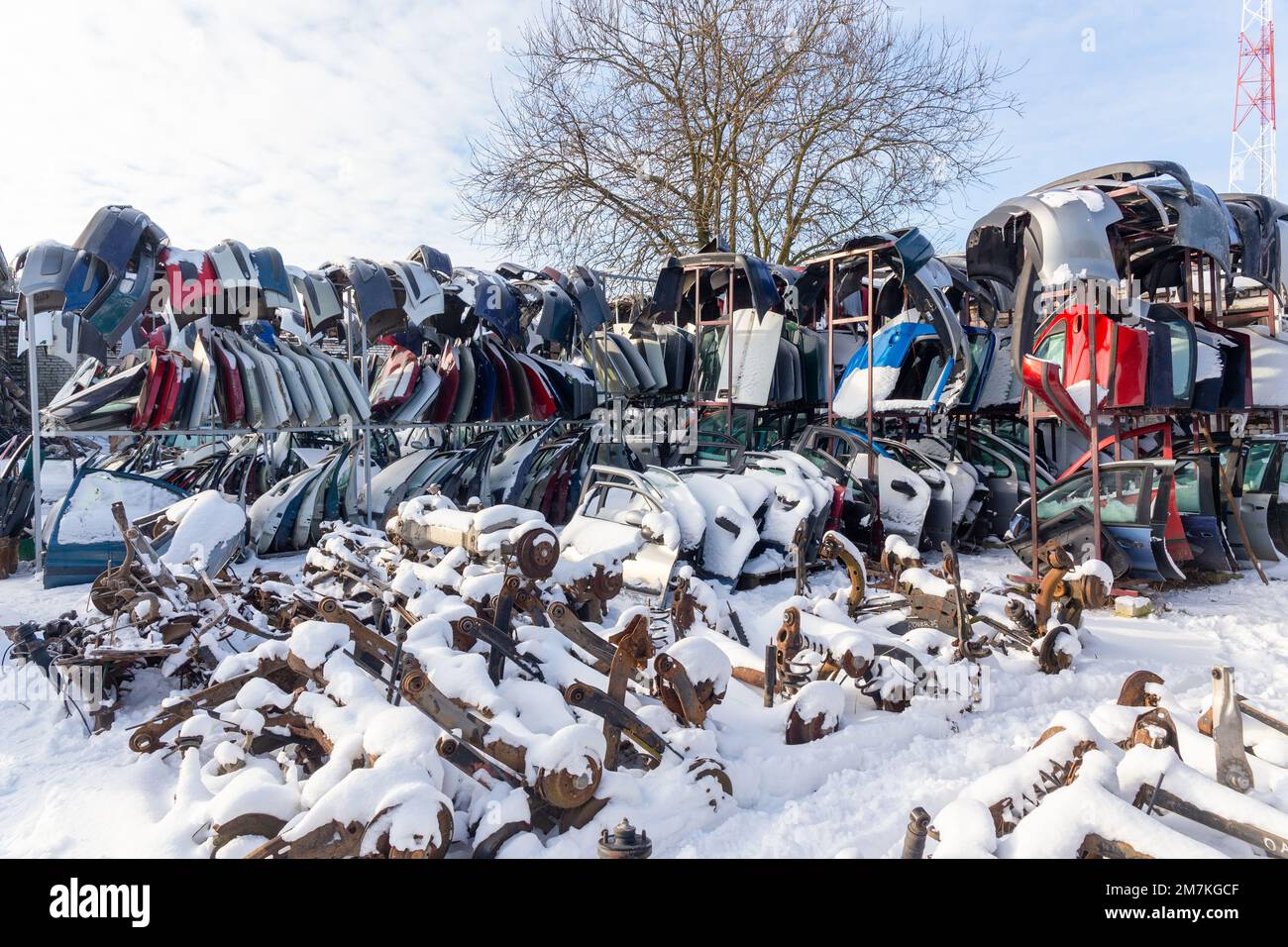 Car suspension broken hi-res stock photography and images - Alamy