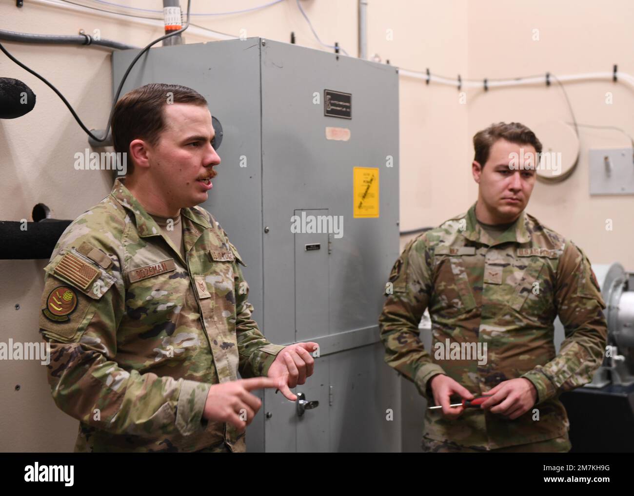 Tech. Sgt. Thomas Bozeman, the facilities maintenance section training ...