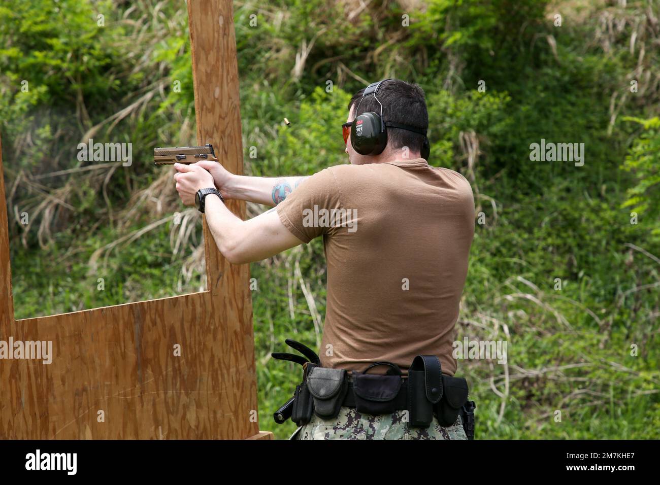 COMMANDER, FLEET ACTIVITIES CHINHAE, South Korea - Master-at-Arms 2nd ...