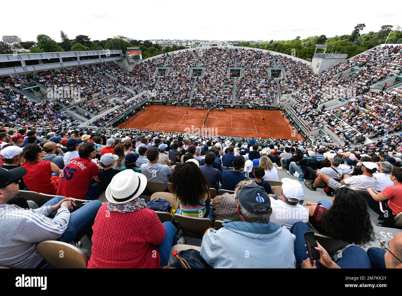 Crowd of spectators around the Suzanne Lenglen court at the Roland ...
