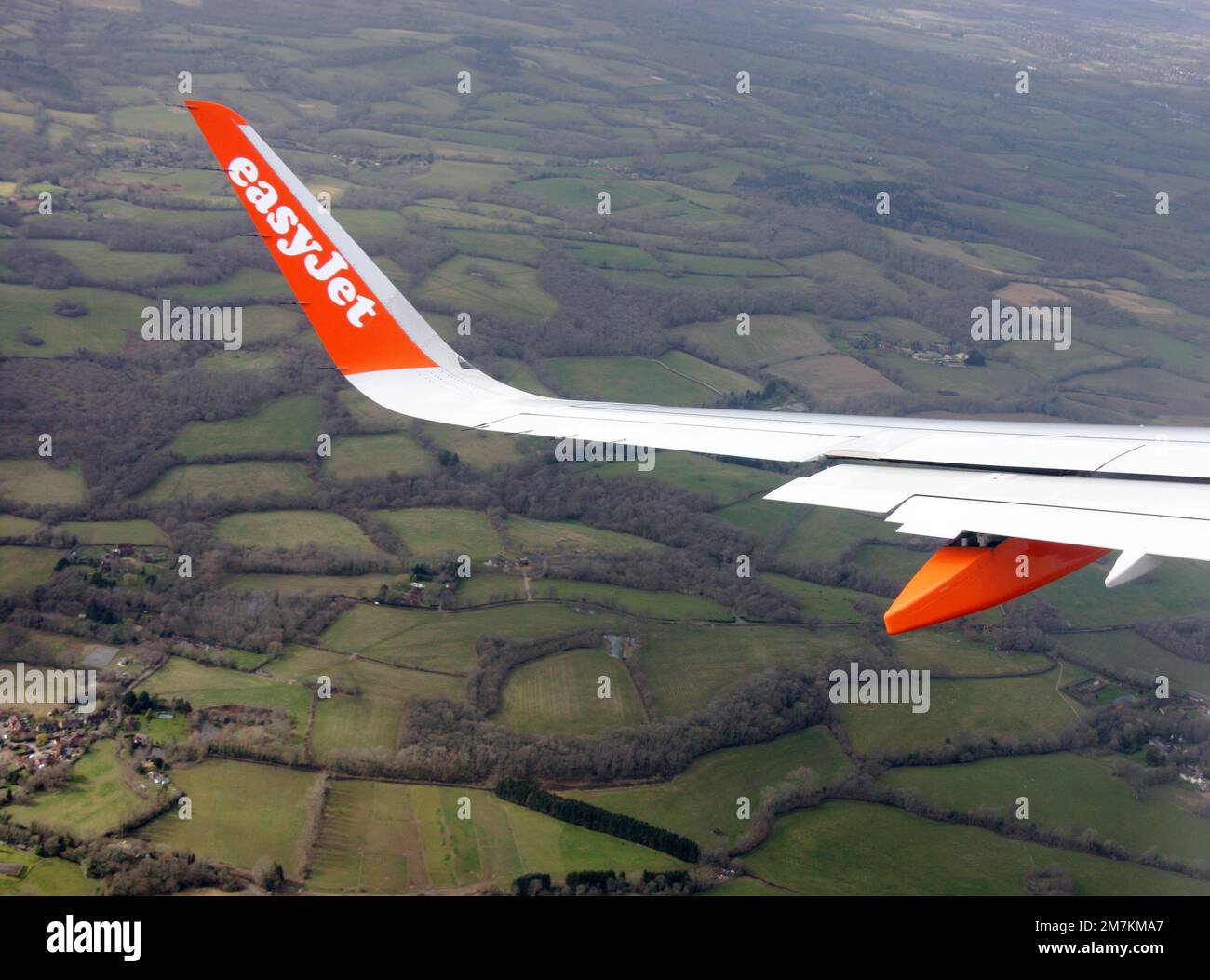 Airbus a321 wing hi-res stock photography and images - Alamy