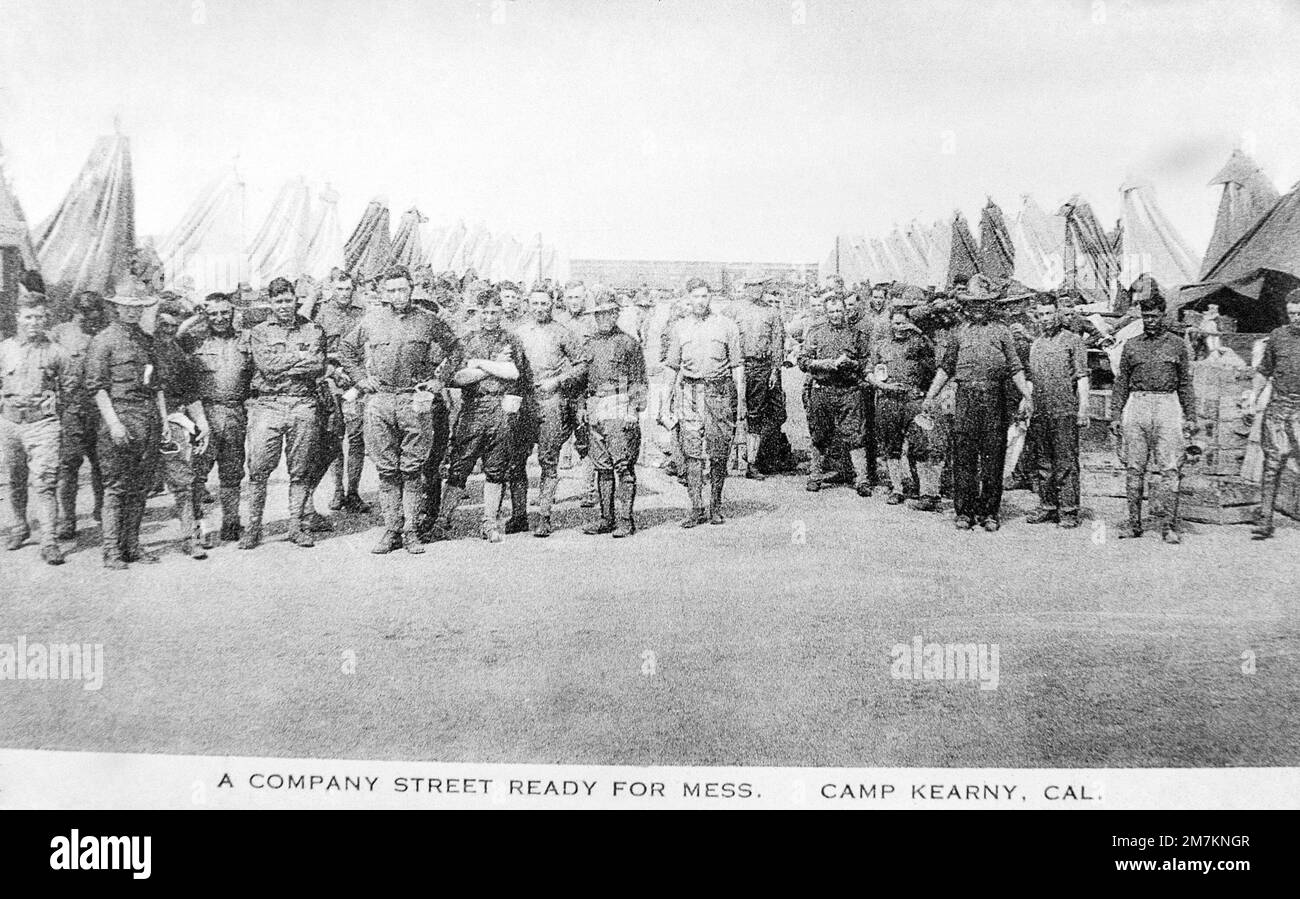 Us army mess hall hi-res stock photography and images - Alamy