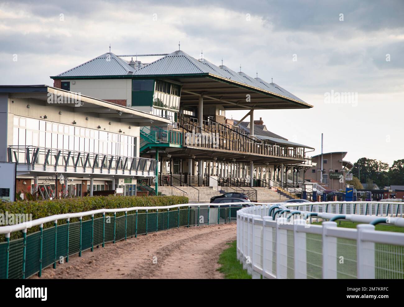 Warwick race course hi-res stock photography and images - Alamy