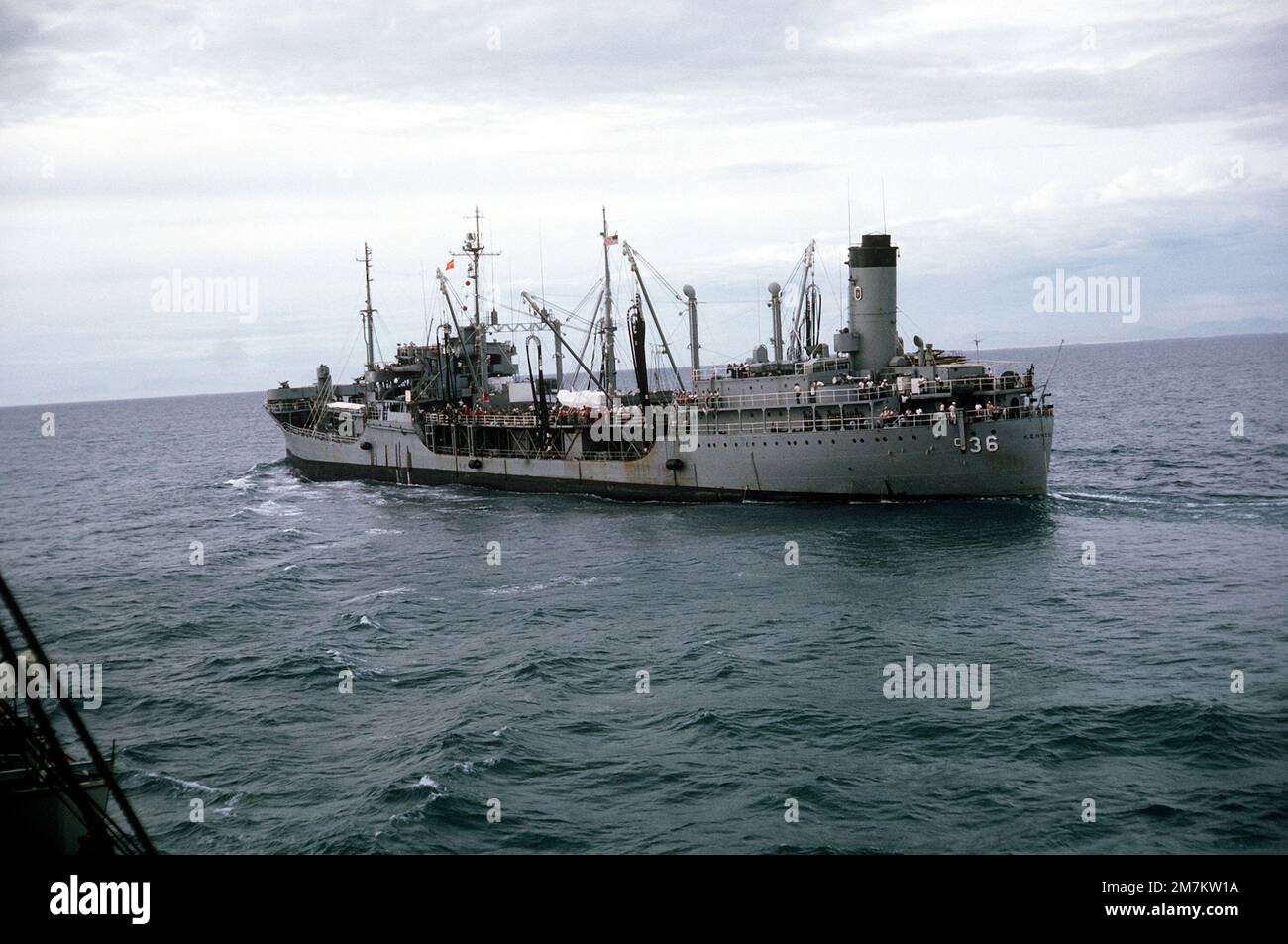 Port quarter view of the oiler USS KENNEBEC (AO-36) off the coast of ...