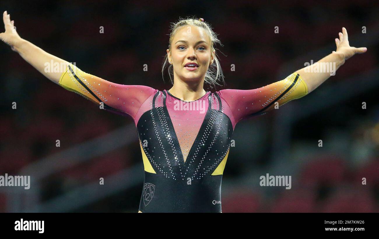 Arizona State's Hannah Scharf competes on the floor exercise during an ...