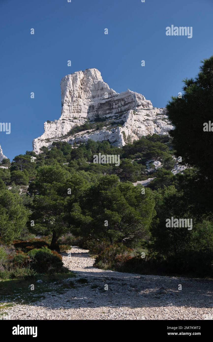 Marseille (south-eastern France): coastal landscape along the ...