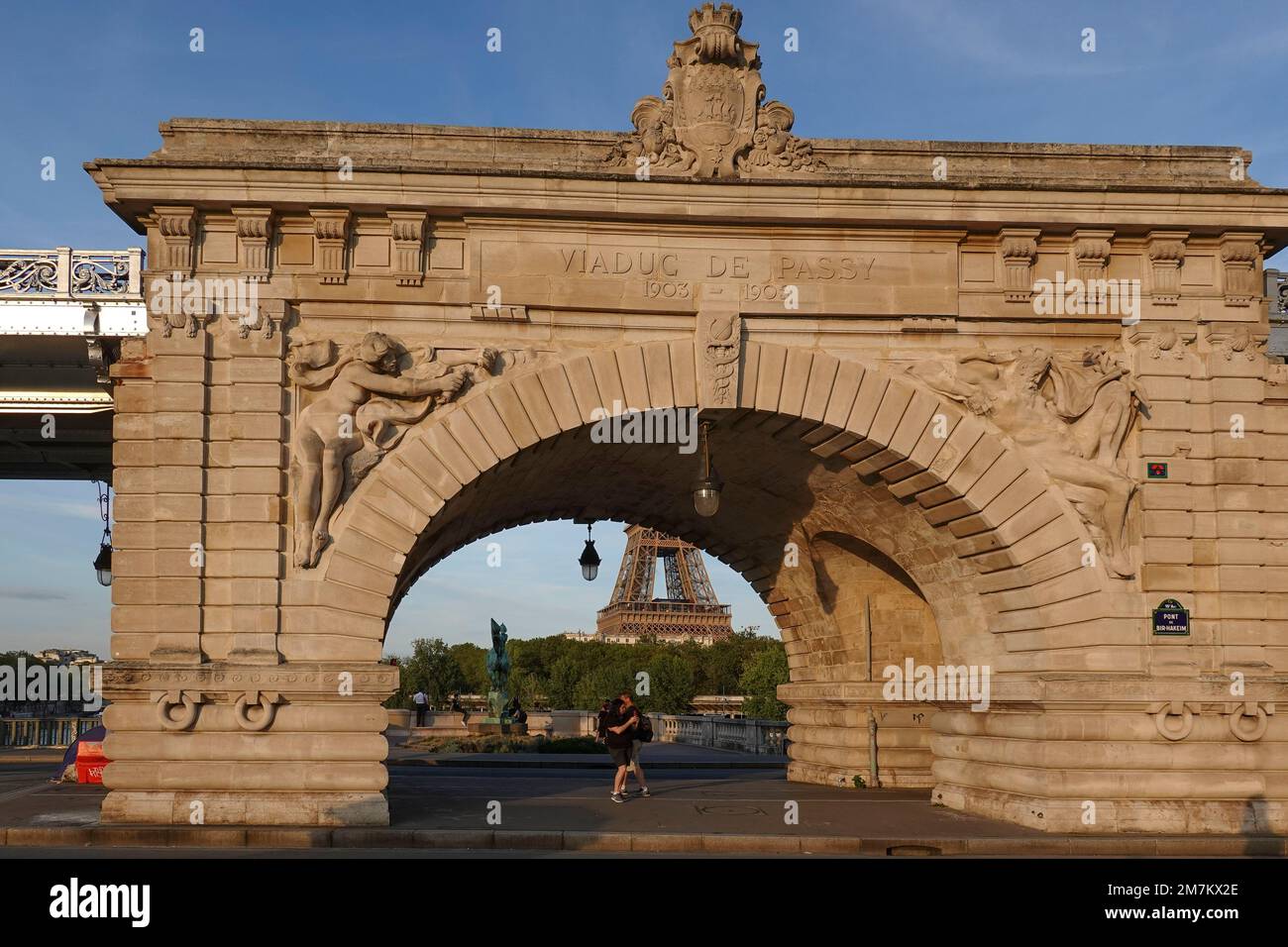 France, Paris, The Passy viaduct on the Bir-Hakeim Bridge. Photo ...