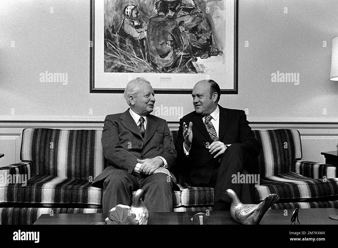 Secretary of defense melvin r laird Black and White Stock Photos ...