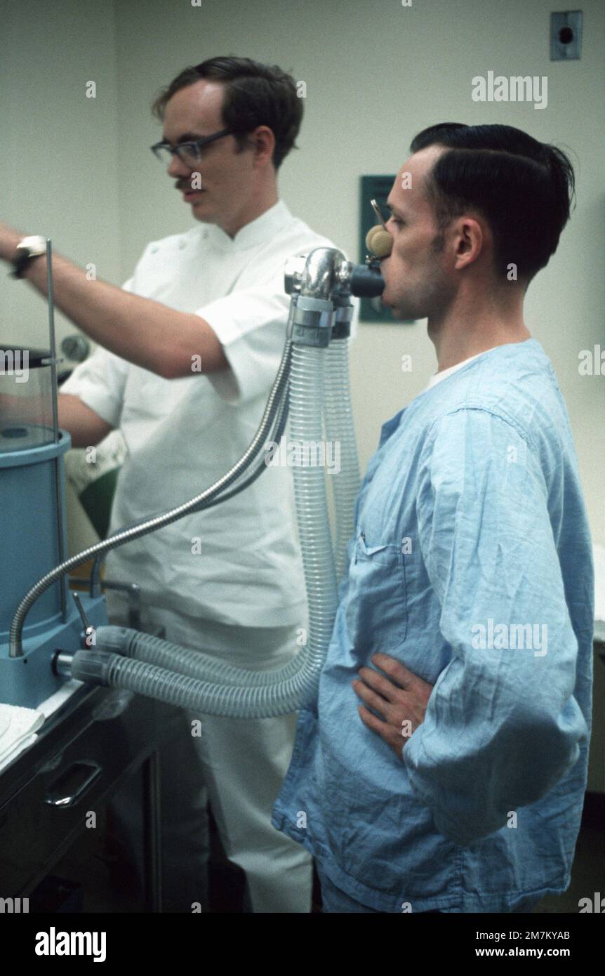 Pow examination hi-res stock photography and images - Alamy